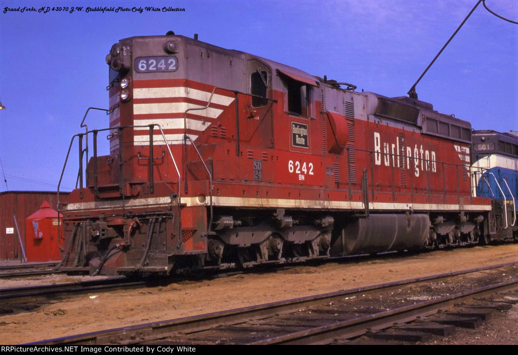 Burlington Northern SD24 6242